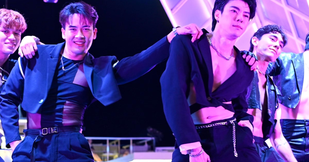 Pattaya Ocean Sky & Oriental Princess｜Buffet Dinner＋Pickup | GetYourGuide