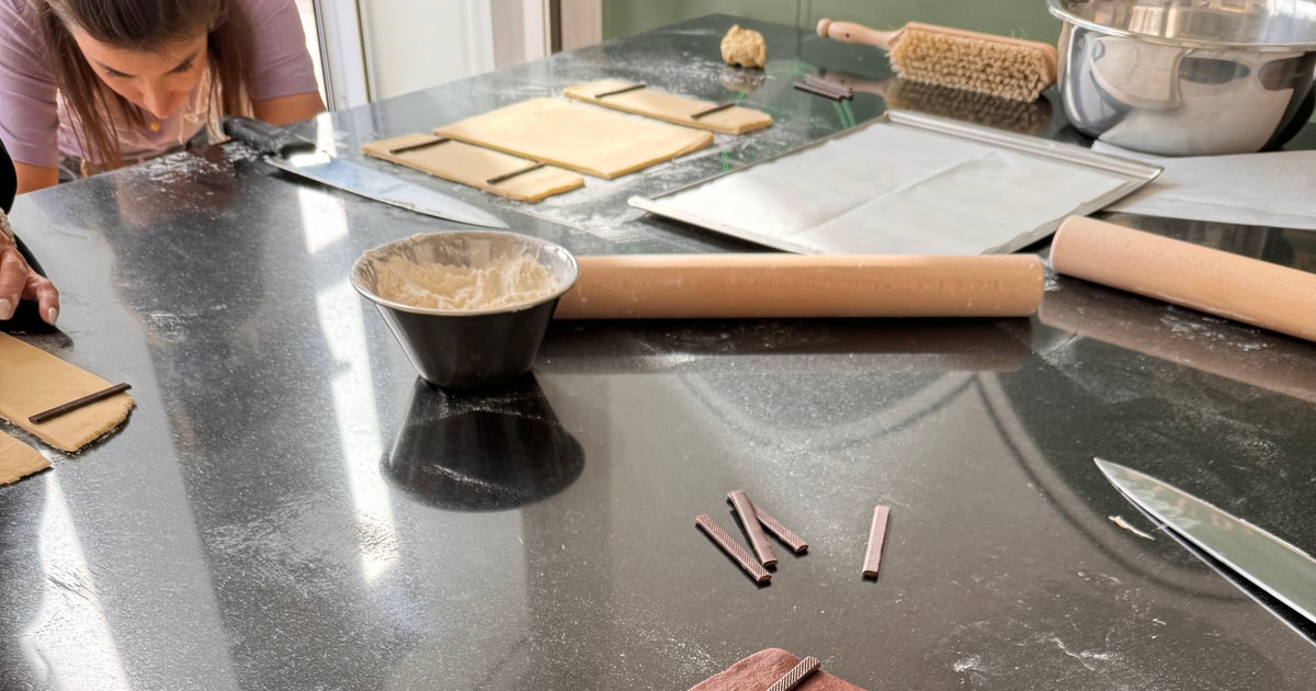 Bi Colour Croissant Baking Class in Paris by a Pastry Chef | GetYourGuide