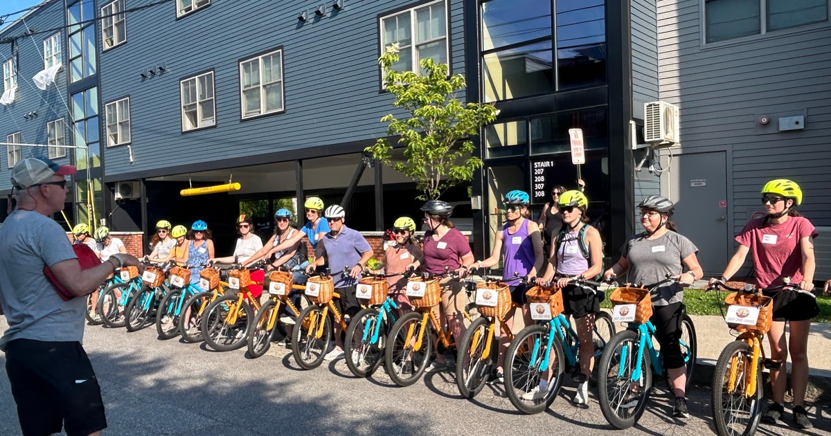 Portland, Maine: Coastal Lighthouses Guided Bicycle Tour | GetYourGuide