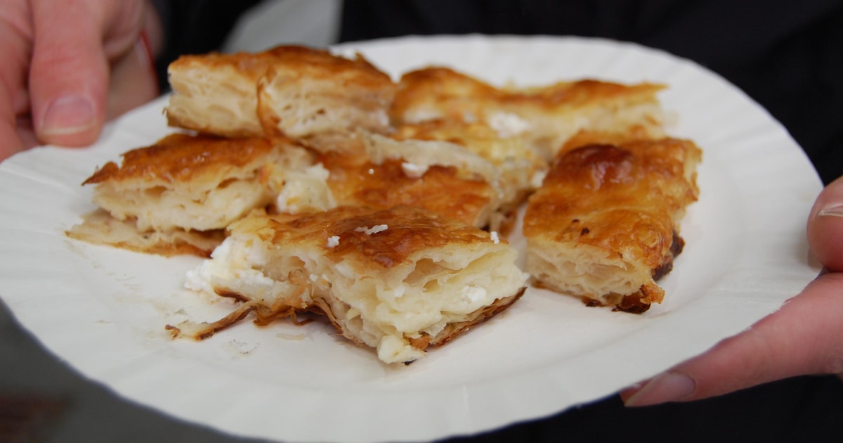 Paseo gastronómico por Plovdiv: Comida y cultura búlgaras | GetYourGuide