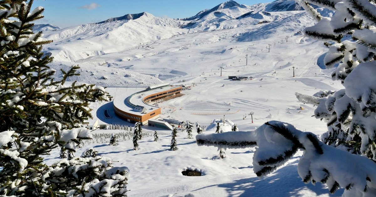 Från Shahdag: Transfer från Shahdag resort till Baku (delning ...