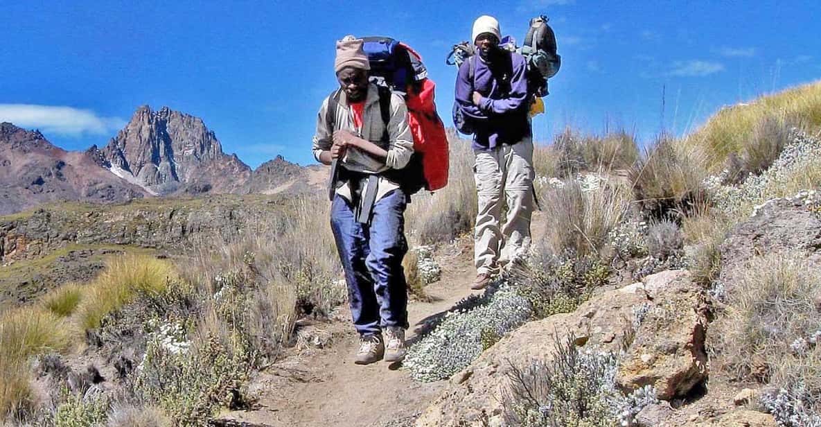 5 giorni di scalata del Monte Kenya Sirimon lungo la via Chogoria ...