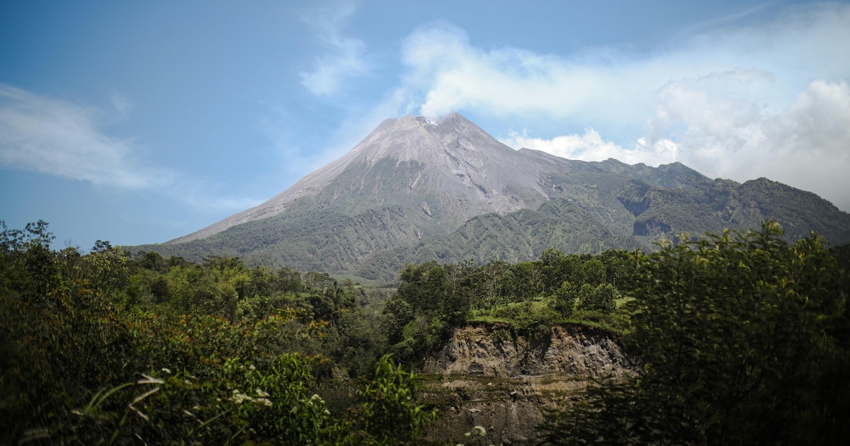 Merapi Volcano Sunrise, Borobudur & Prambanan Full Day Tour | GetYourGuide