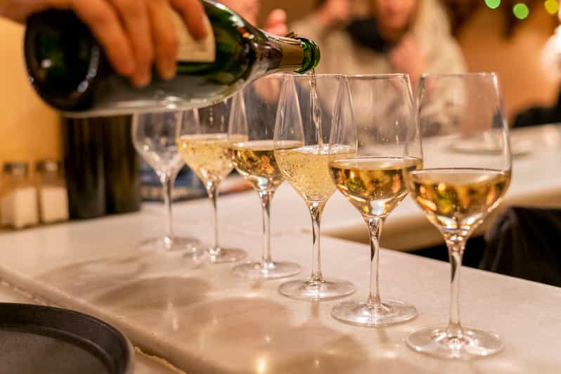 Barcelona: El Born/Gothic Quarter Wine and Tapas Bar Tour | GetYourGuide