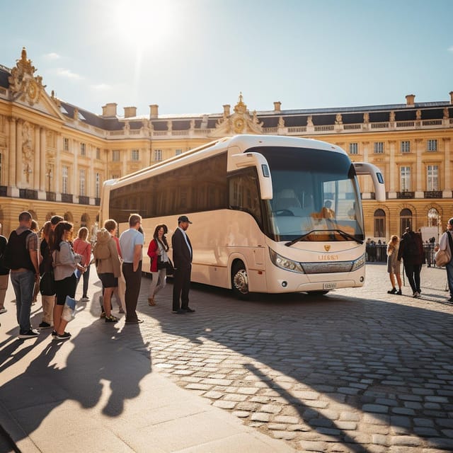 Bus Transfer : Paris to the Palace of Versailles Round-Trip | GetYourGuide
