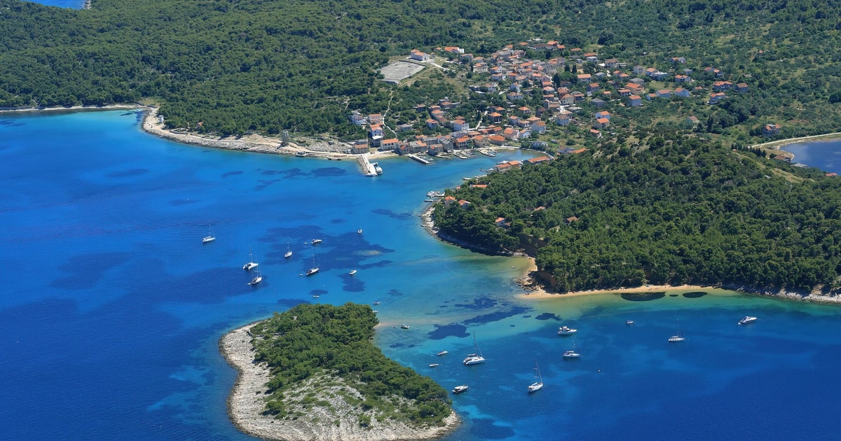 Von Biograd aus: Ausflug zur Goldenen Insel Vrgada mit Mittagessen ...