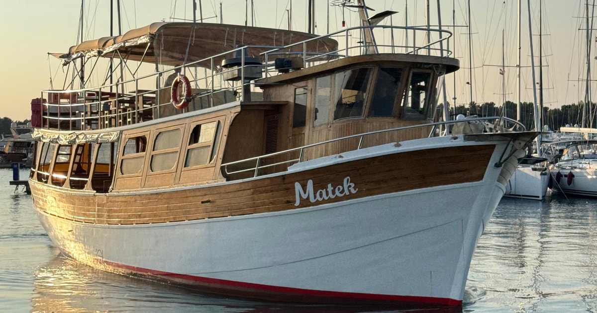 Novigrad: excursión en barco por el fiordo de Lim y Rovinj con almuerzo ...