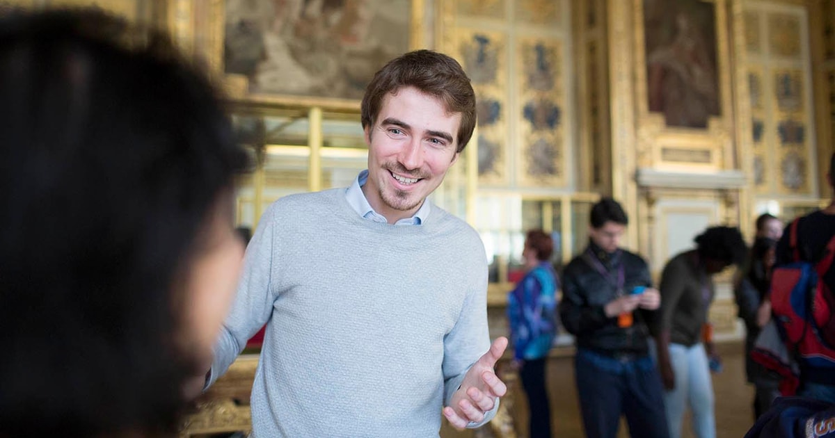 Paris: Louvre Tour with an Art Historian | GetYourGuide