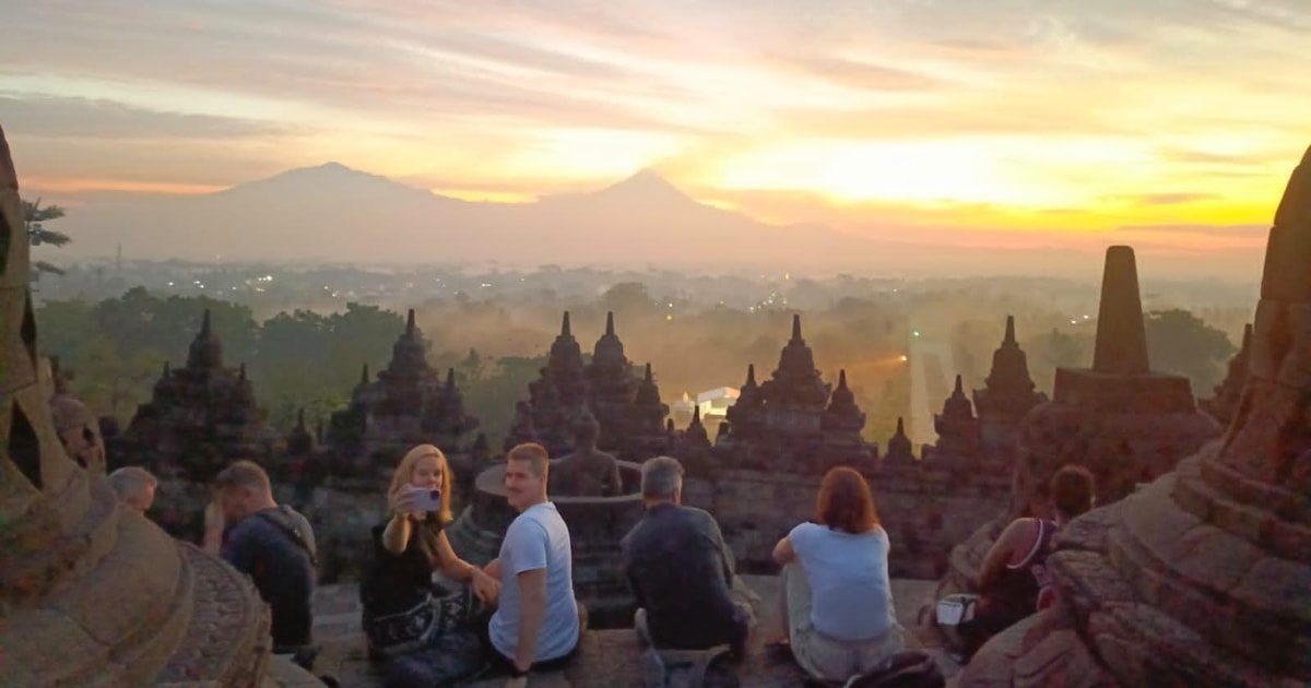 Yogyakarta: Borobudur Sunrise, Volcano Jeep & Prambanan Tour | GetYourGuide