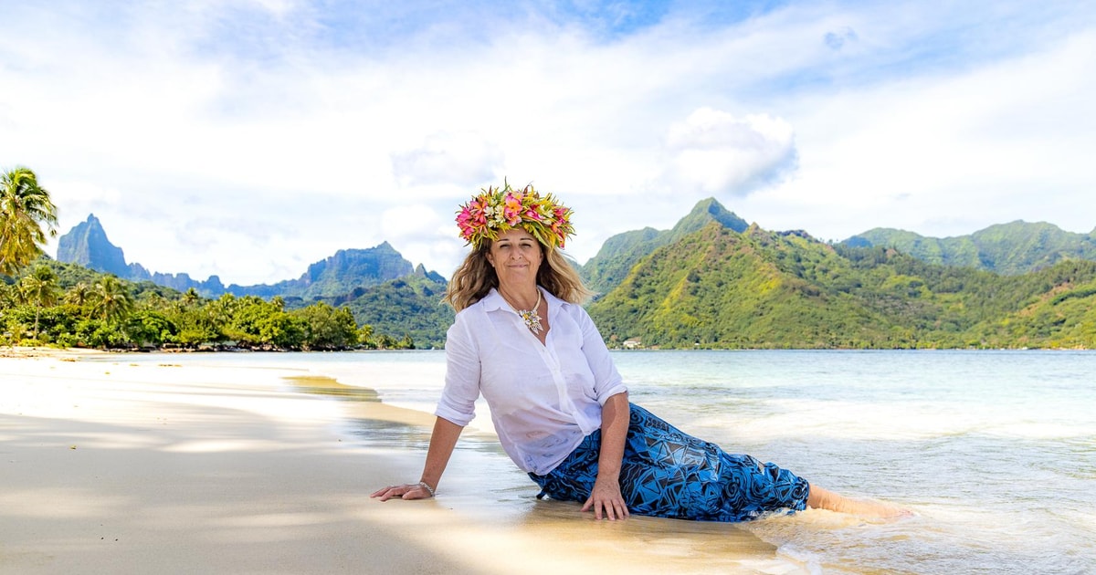 Moorea Photo Shoot: with a professional photographer | GetYourGuide
