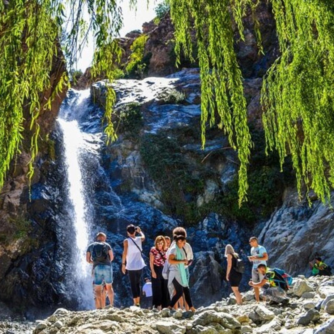 Marrakech: Cascate di Ourika, Montagne dell'Atlante, guida e pranzo ...