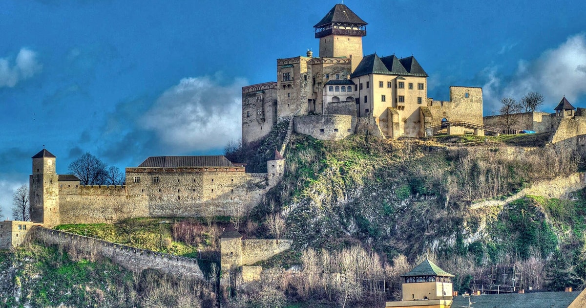 Von Bratislava aus: Ganztägige geführte Sightseeing Tour | GetYourGuide