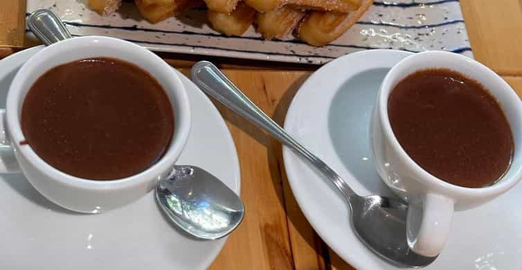 Barcelona: The best churros experience | GetYourGuide