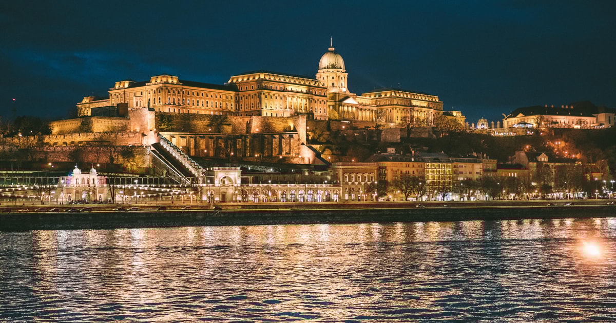 🛳️ Budapest By Night Sightseeing Cruise No booking fee | Budapest Night ...