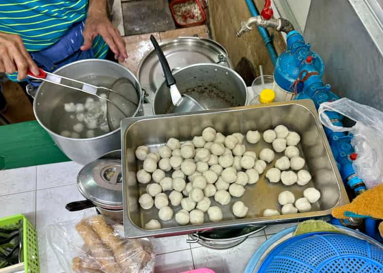 Bangkok: 2 Local Food Markets brunch walking Food Tour | GetYourGuide