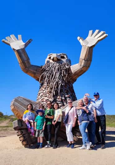 Giants of Mandurah -Big Toot | GetYourGuide