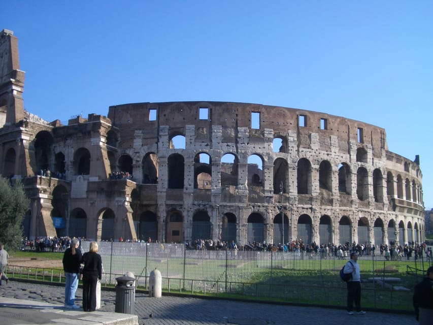 Roma: Coliseo y Foros Tour guiado en inglés desde el exterior ...