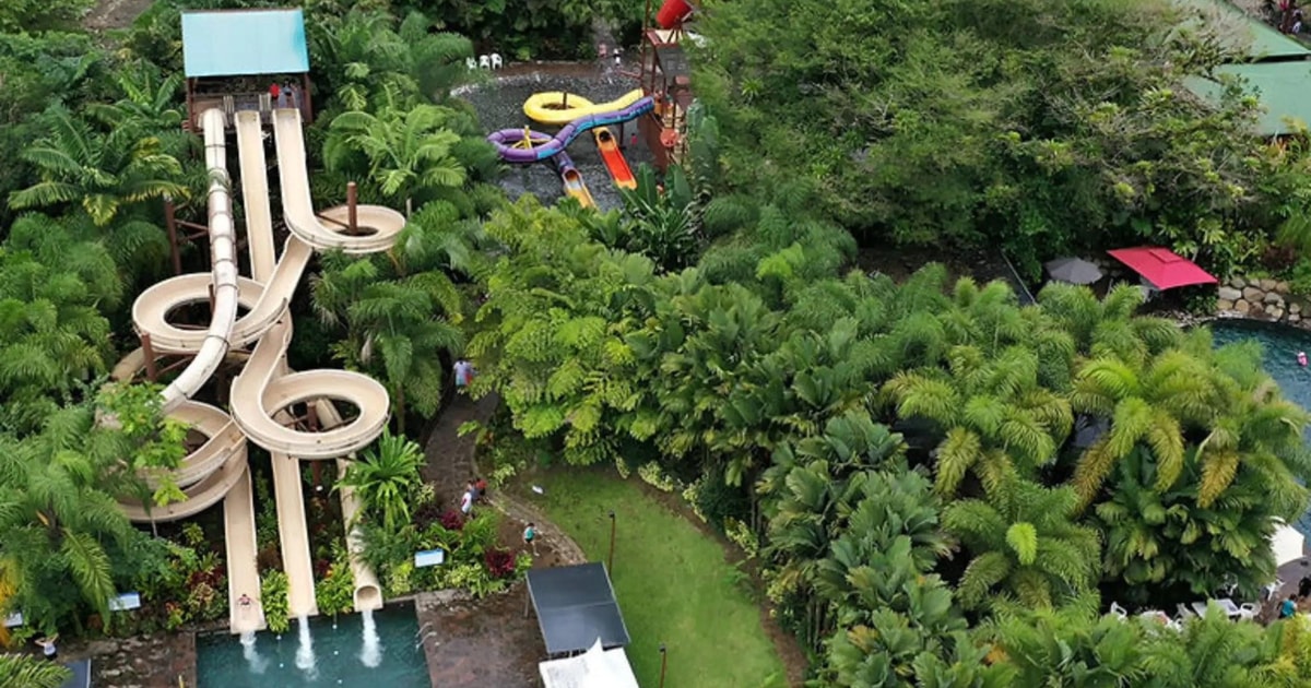 La Fortuna: Kalambu Hot Springs & Water Park Entry | GetYourGuide