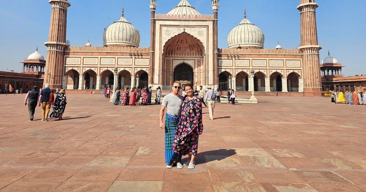 Delhi: prywatna półdniowa lub całodniowa wycieczka po Starych i Nowych ...