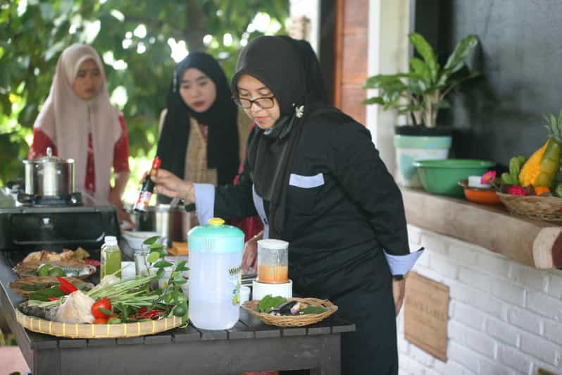Local Cooking Class Lombok | GetYourGuide