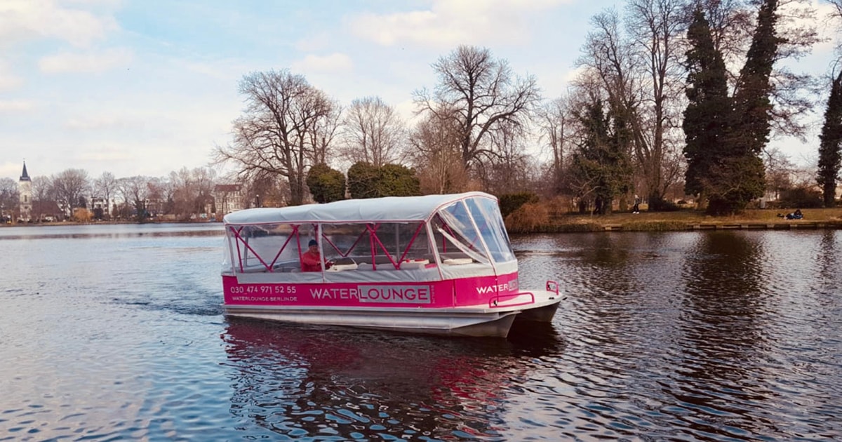 Berlijn: Miete ein führerscheinfreies Boot für bis zu 12 PAX | GetYourGuide