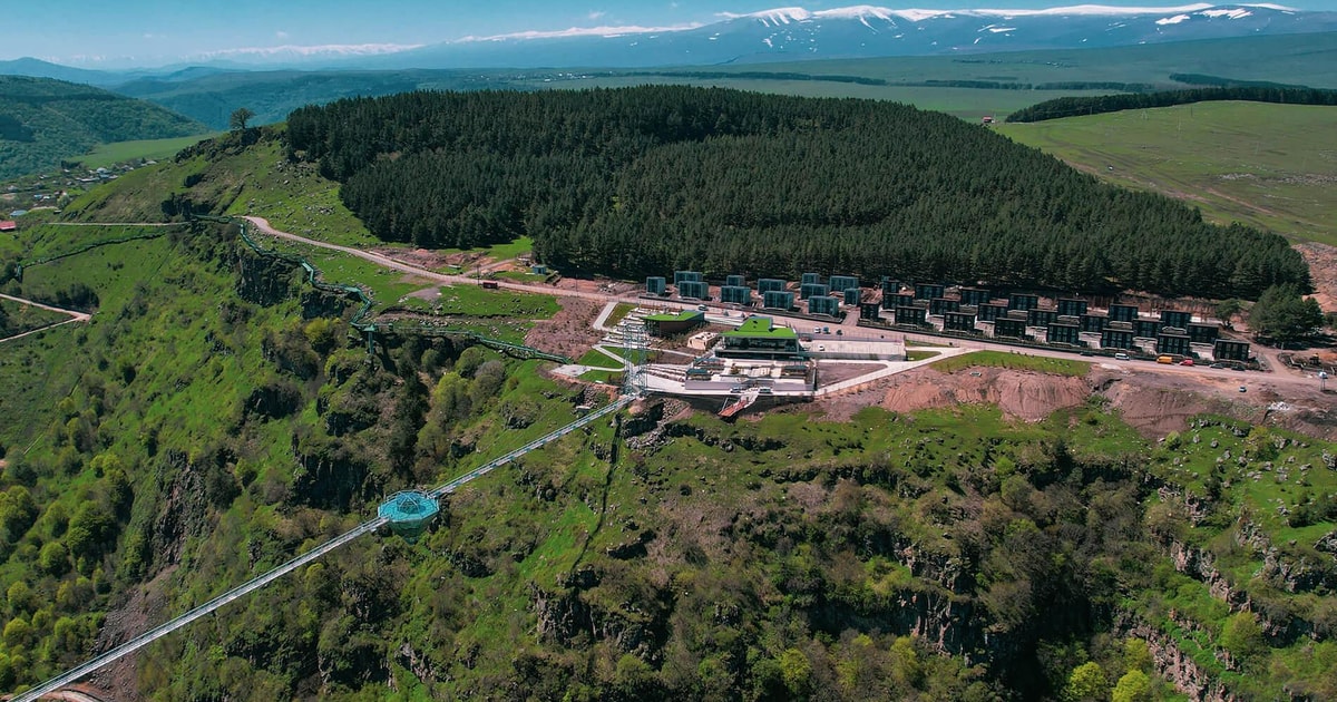 Diamond Bridge-Dashbashi canyon | GetYourGuide