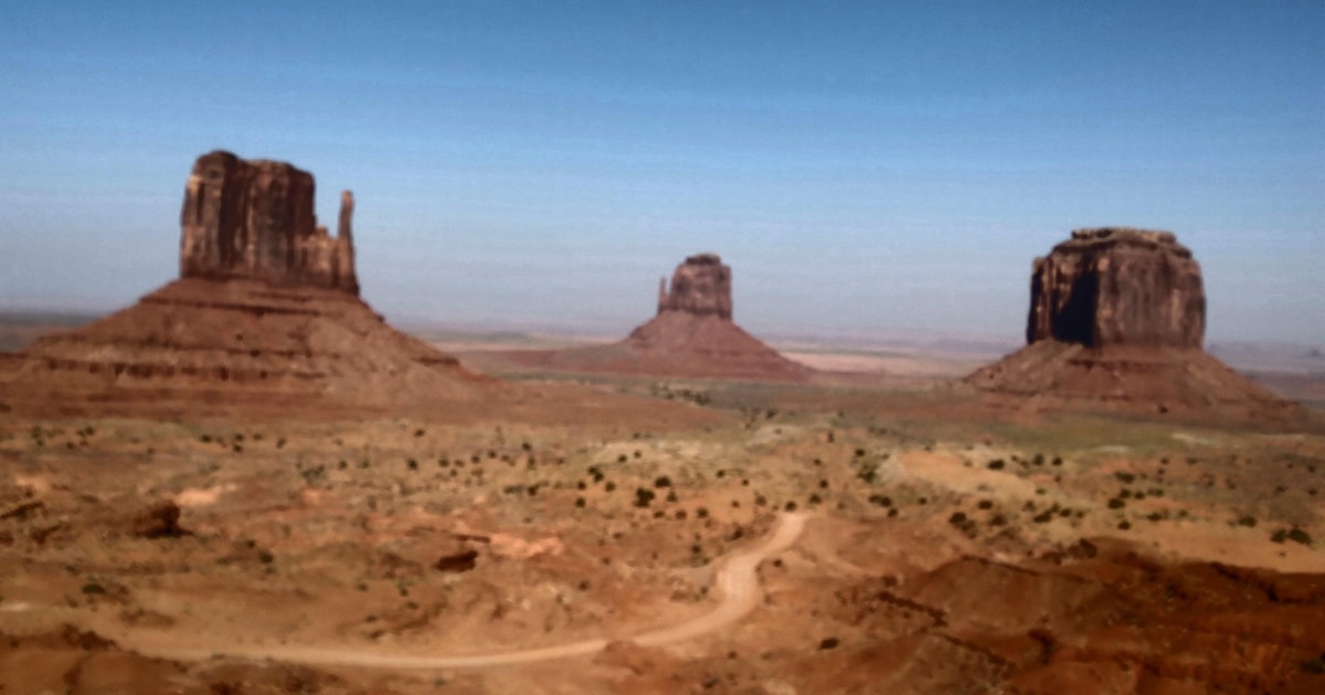 Tur cu vehicul de vizitare a obiectivelor turistice | GetYourGuide