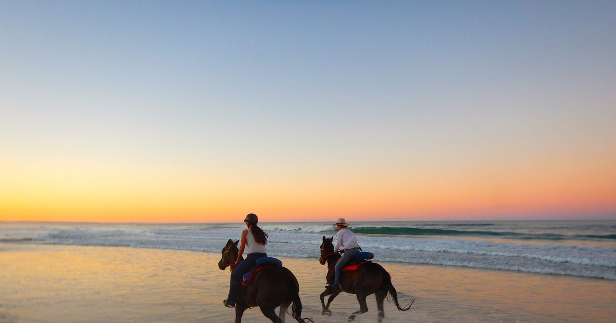 Ubud: Reiten, Zip-Line Tour & Manuaba Wasserfall Tour | GetYourGuide