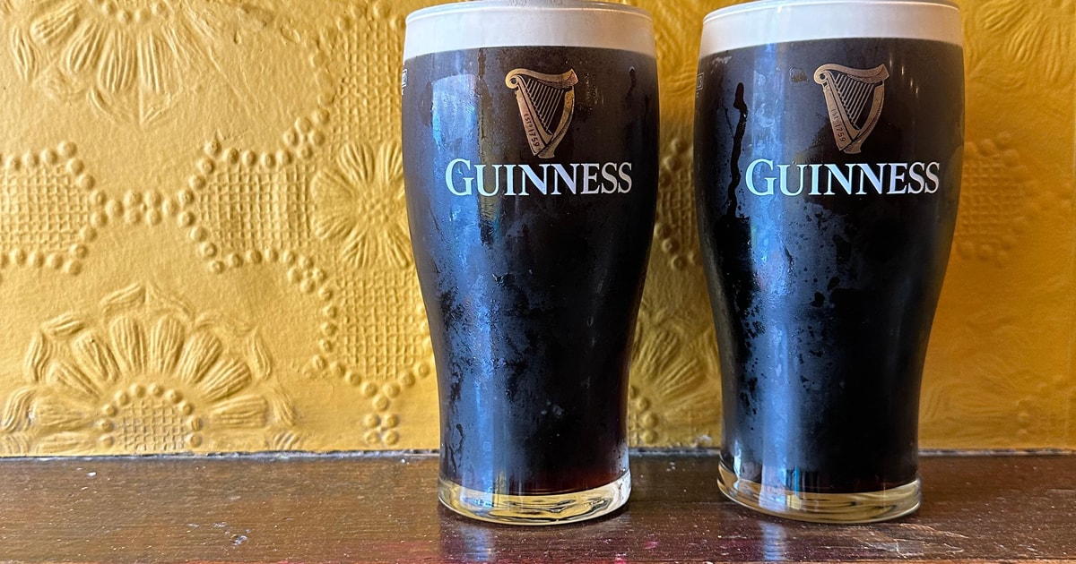 Dublin: Pub Tour. Pour The Perfect Guinness, Whiskey & Music | GetYourGuide
