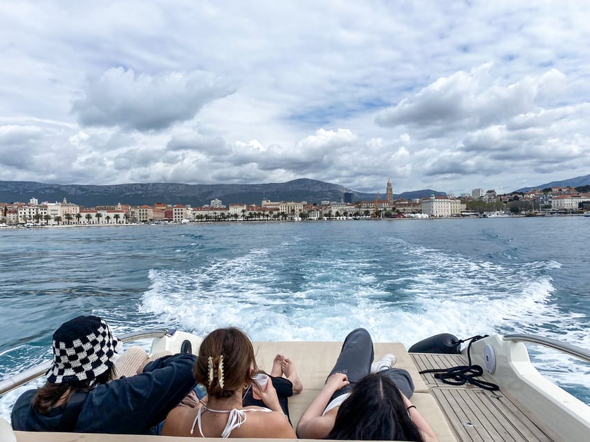 Split: Tour en barco de medio día por la Laguna Azul, el naufragio y ...