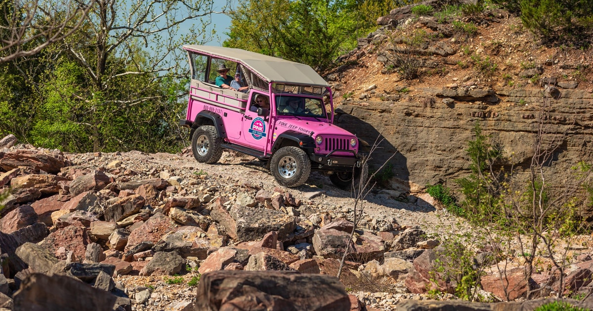Branson: Aventura de jipe cor-de-rosa do centro da cidade ao cimo da ...