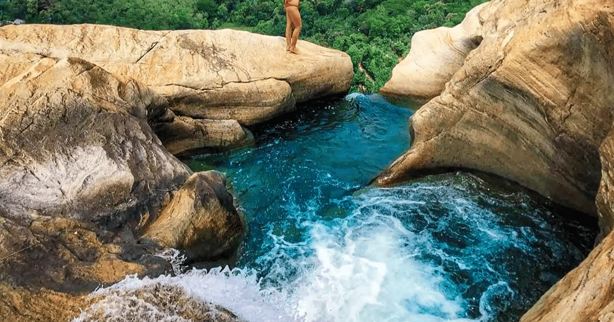 Diyaluma Falls & Upper Diyaluma Natural Pools Tour | GetYourGuide