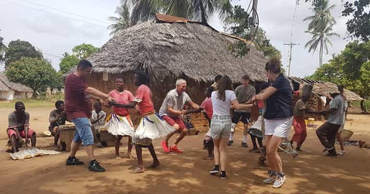 Mombasa:City Walking Tour And Bombolulu Cultural Centre Tour | GetYourGuide