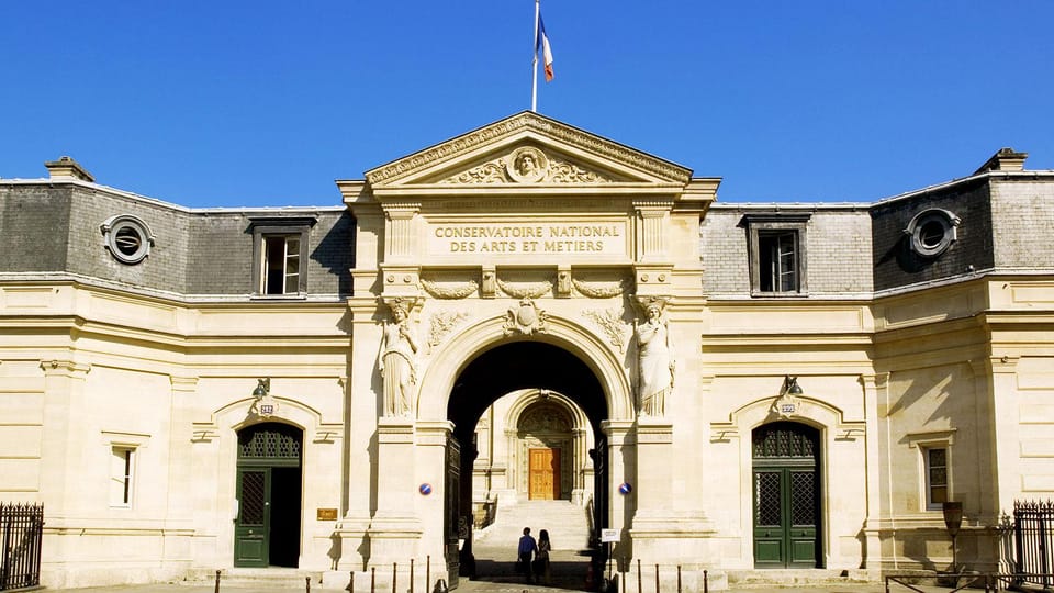 Paris Audioguide - TravelMate app for your smartphone | GetYourGuide