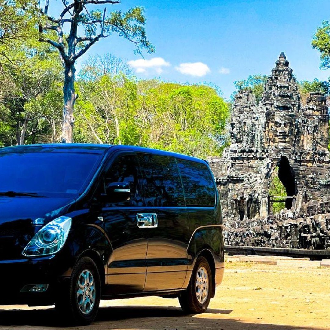 Gita di 1 giorno da Phnom Penh ad Angkor Wat, Bayon e Ta Prohm | GetYourGuide