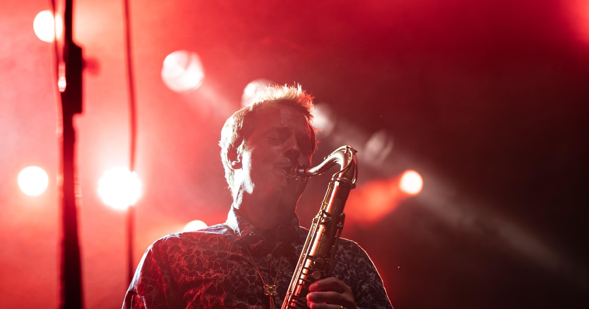 Berlin: Jazz Music, Cocktail Bar and Walking Tour in Mitte | GetYourGuide