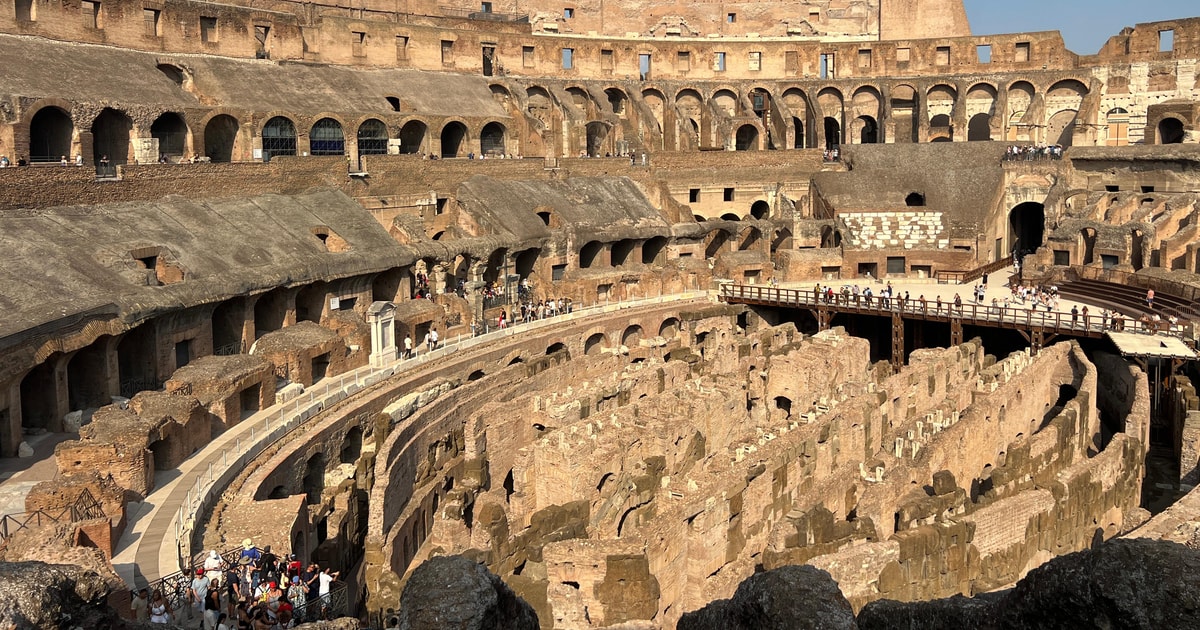 Oplevelse i Colosseum og Mamertinfængslet for små grupper | GetYourGuide