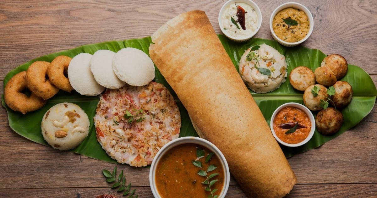 Nova Deli: Tour de café da manhã com comida de rua | GetYourGuide