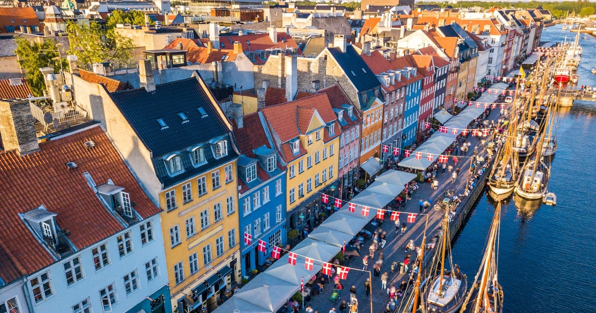 Città vecchia di Copenaghen, Nyhavn, tour a piedi dei canali e ...