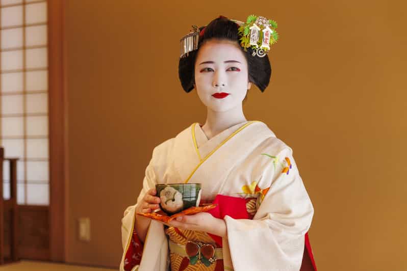 Kyoto: Exclusive Geisha Show in Gion with Tea Ceremony | GetYourGuide