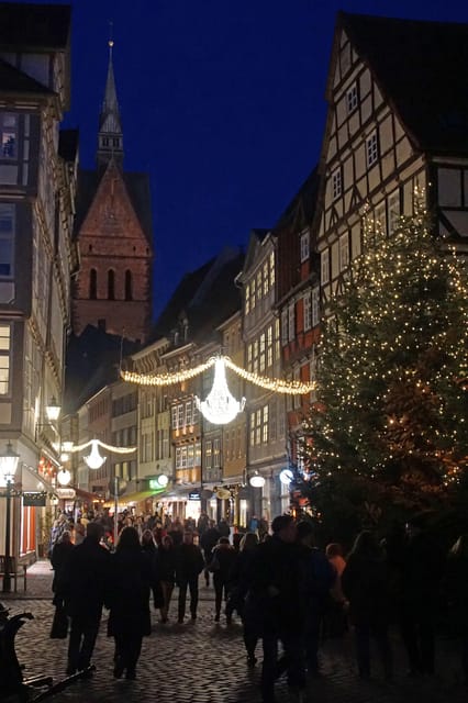 Hannover: Walking tour at the Christmas market | GetYourGuide