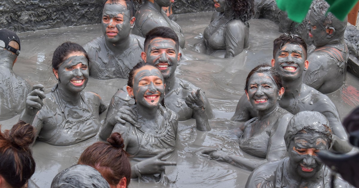 Excursie naar de moddervulkaan met lunch + zwembad in Cartagena ...