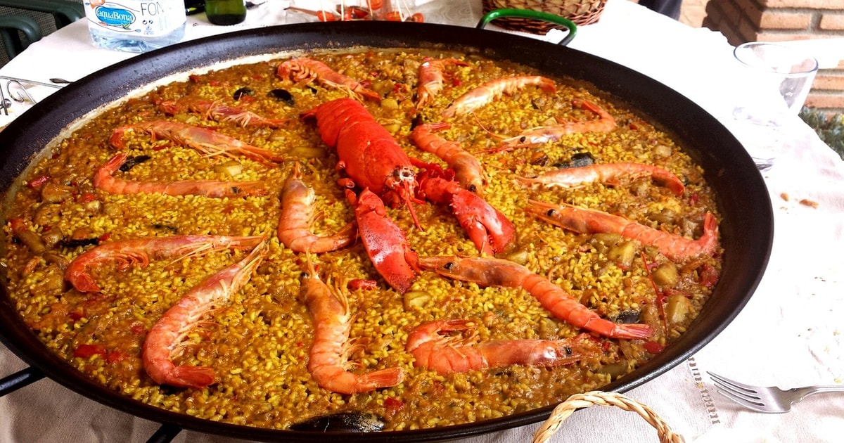 Guía gastronómica de Sevilla, cocina típica andaluza | GetYourGuide