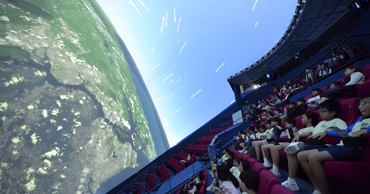シンガポール：オムニシアター入場券 | GetYourGuide
