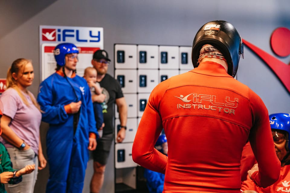 iFLY Minneapolis First Time Flyer Experience | GetYourGuide