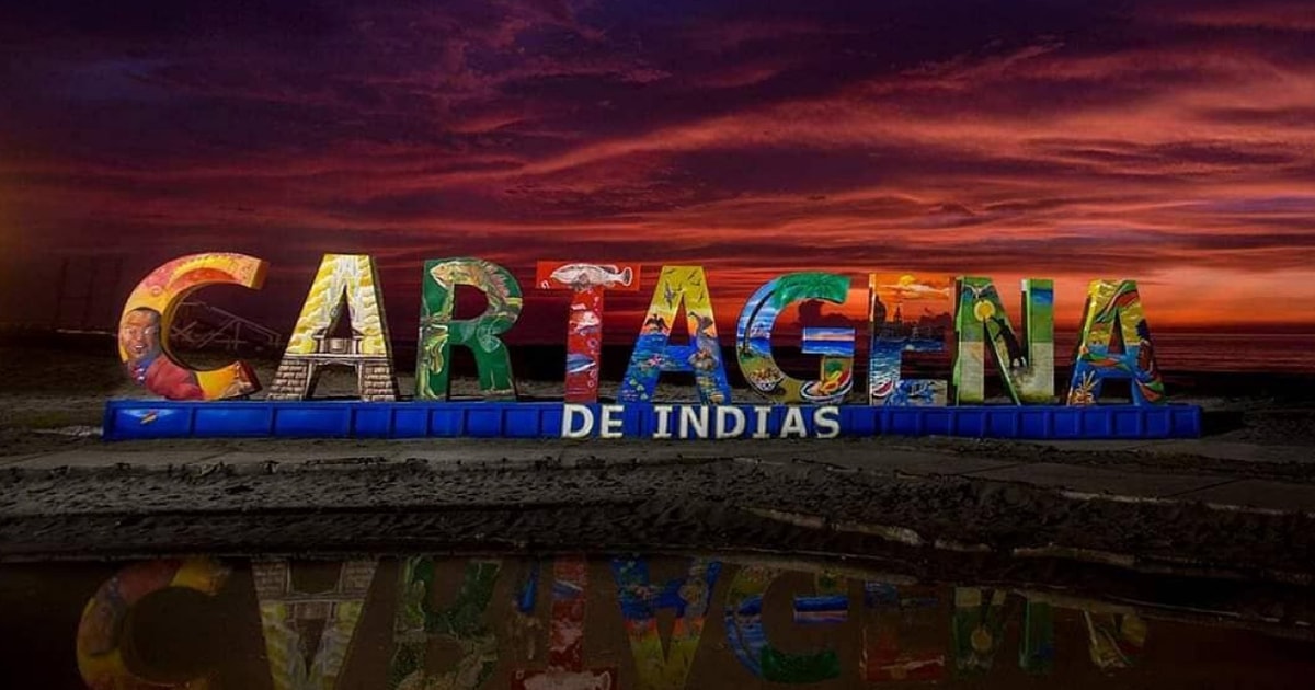 Chiva Rumbera: The party on wheels you should experience | GetYourGuide