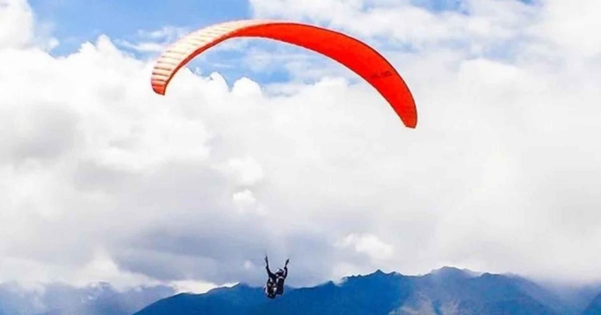 Zbor cu parapanta prin Valea Sacră | GetYourGuide