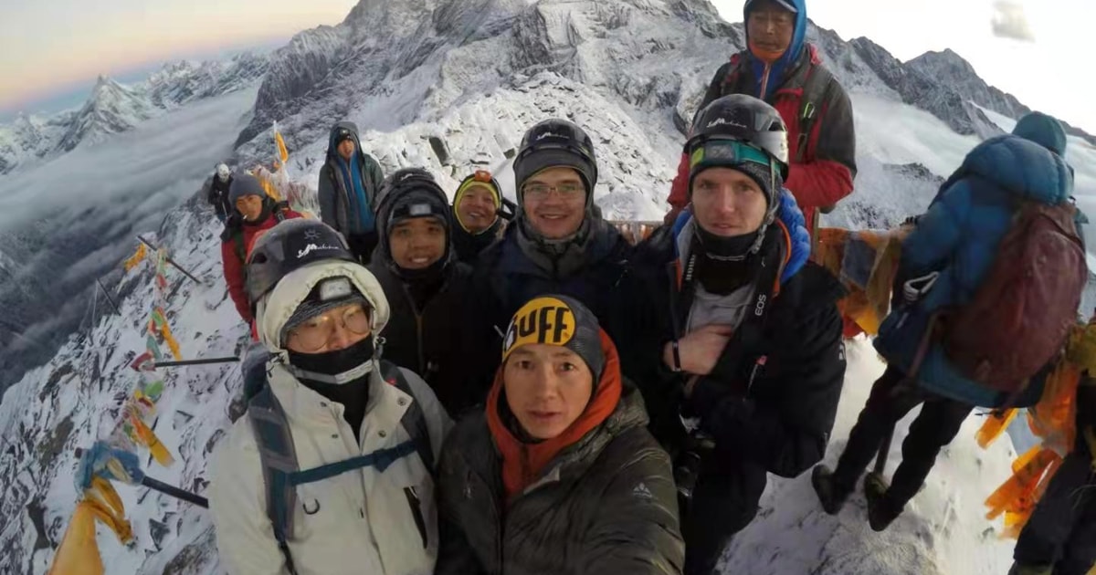 Chengdu: 6-Day Mt. Siguniang Dafeng Erfeng Climbing Tour | GetYourGuide