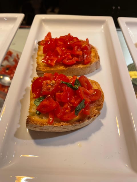 Zeven soorten Chianti wijnproeverij & culinaire klas tour | GetYourGuide