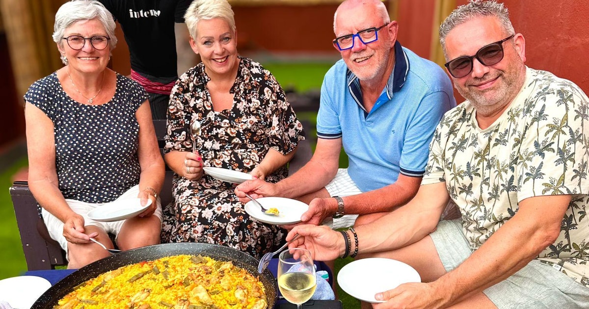 Valencia: Paella Cooking Class with Tapas and Drinks | GetYourGuide